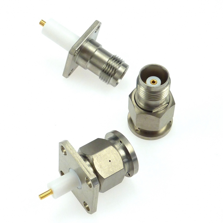 TNC Space Coaxial Connector | Radiall